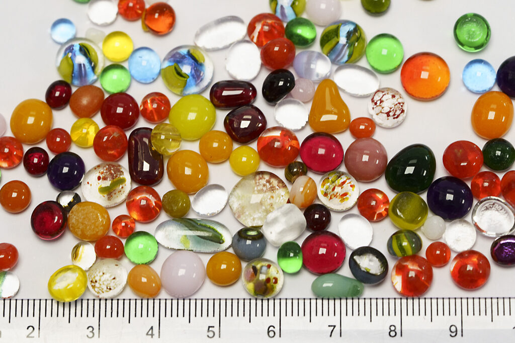 Mixed Coloured Dots – FiredGlass